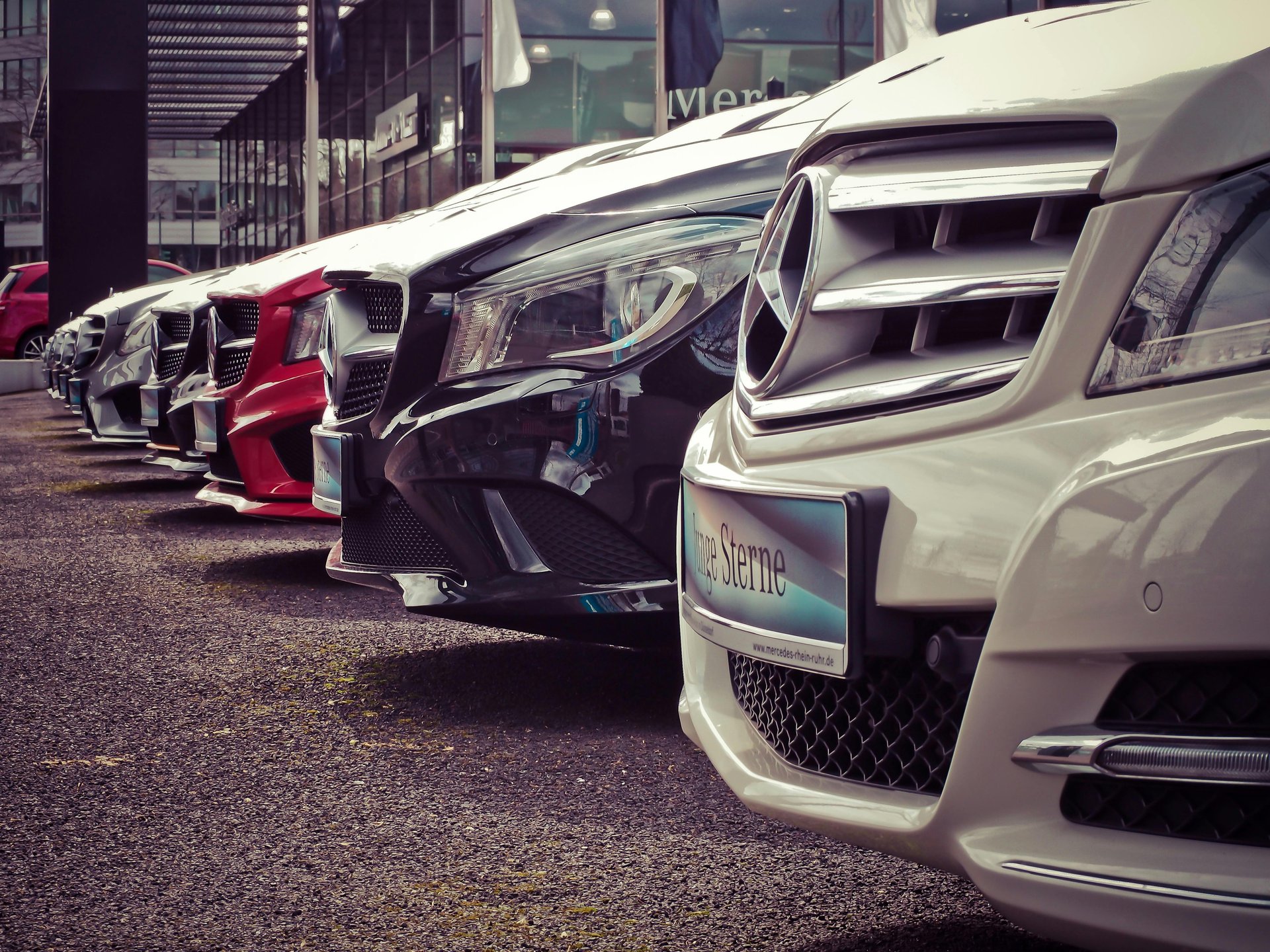 Shipping Vehicles From Salvage Car Auctions: 5 Things You Need To Know