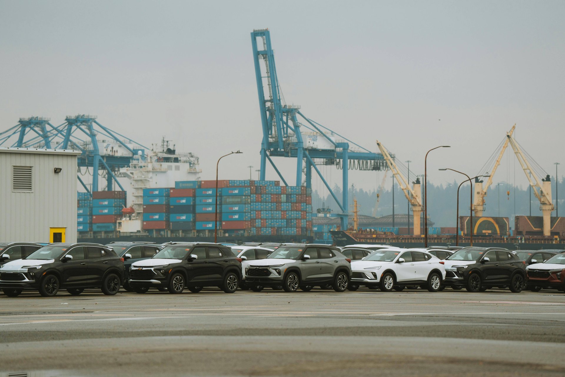 What Is Finished Vehicle Logistics? A Simple Guide for International Trade